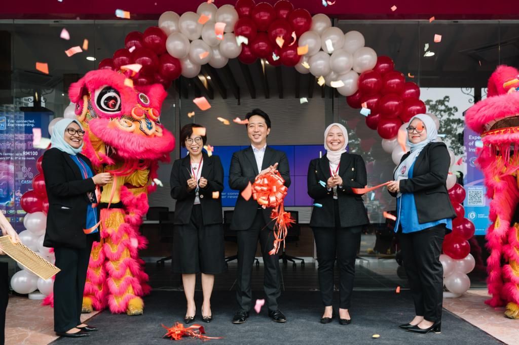 IOI Mall Puchong Branch Opening - AEON Credit Service